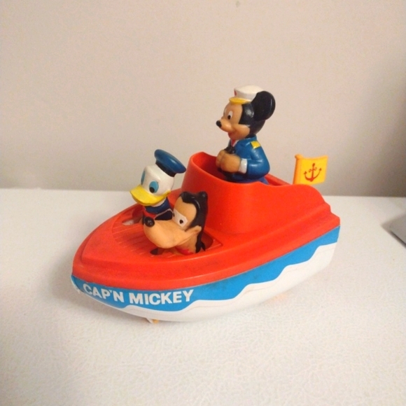 Disney | Toys | 7s Ilco Disney Windup Capn Mickey Mouse Boat Toy Red ...
